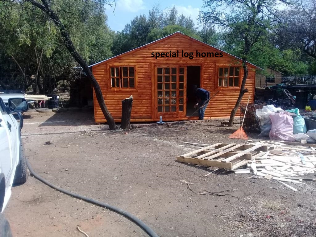 SPECIAL LOG HOMES | LOG HOME BUILDERS