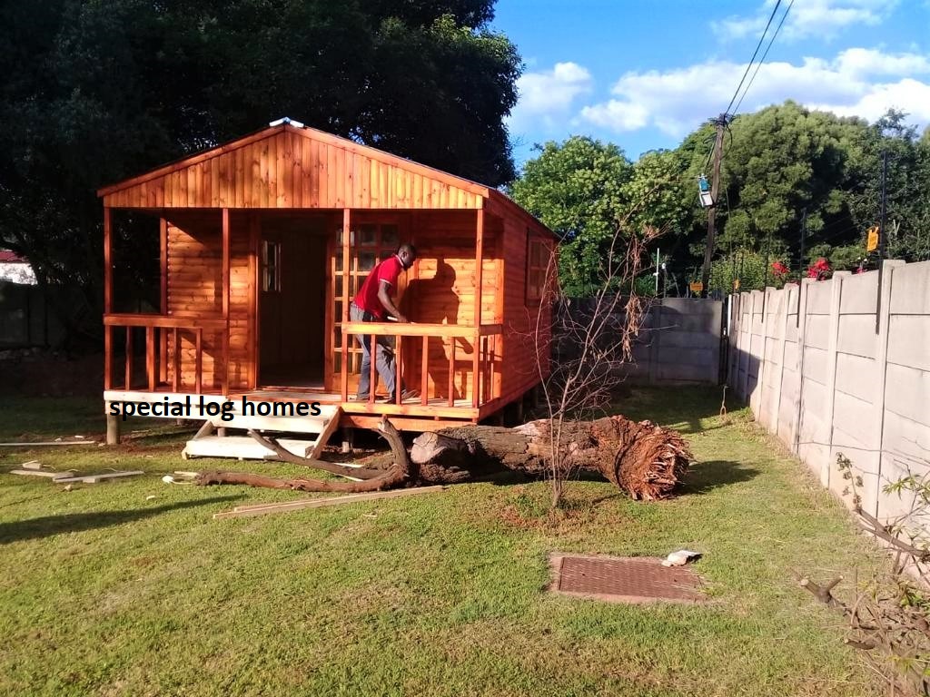 SPECIAL LOG HOMES | LOG HOME BUILDERS
